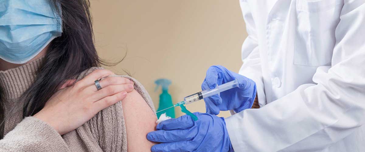 Θρόμβωση μετά από εμβολιασμό με AstraZeneca και Johnson & Johnson: Τι ...